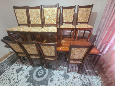 Срочно продаётся стол стул