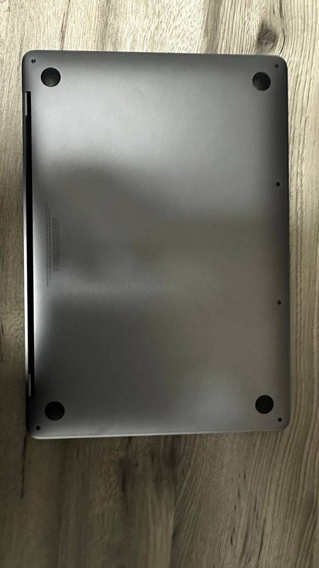 MacbookPro sotiladi