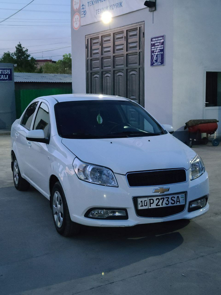 Nexia 3 sotiladi