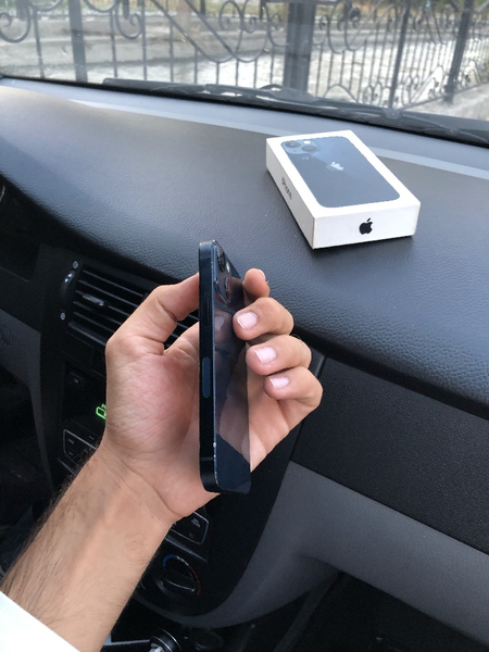 iPhone 13 mini LL/A America