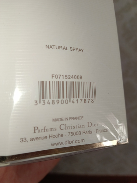 Срочно продам новый женская духи J'adore Dior