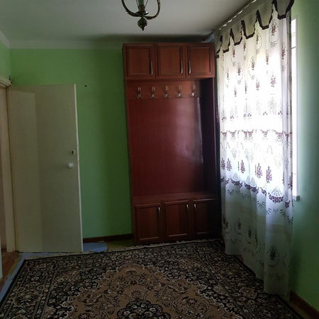 Срочно Уй сотилади Каршини сентиридан