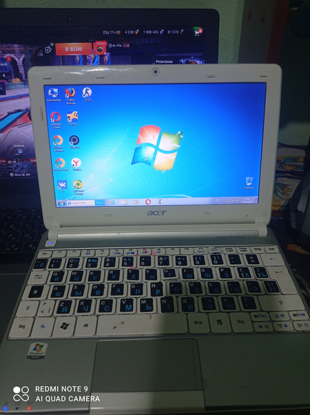 Acer aspire one netbook