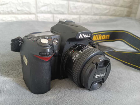 Продается: Nikon D90 с объективом 50 мм f/1.4