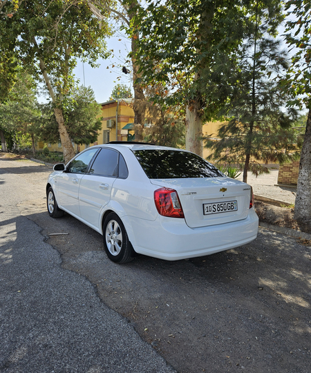 Chevrolet Lacetti 3 pozitsiya