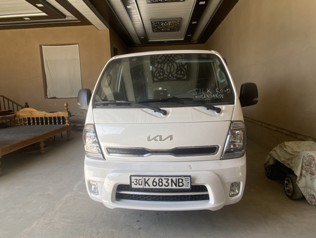 KIA BINGO  2022/03