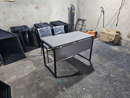 Loft stol ishlab chiqaruvchilardan