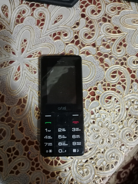 Nokia va artel telifoni
