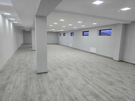 Сдается офисное помещение  170 м²на Алмазарском районе 1 линия (J1898)