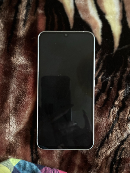 Продам телефон Samsung А34