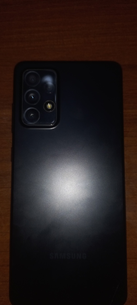 Samsung A72 8/256 gb