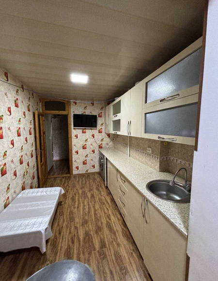 2х комнатная квартира на 2 этаже 50кв/м, в Самарканде