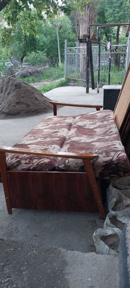 Ruminskiy divan (divan sifatli 100%)