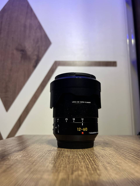 Panasonic Lumix DC-GH6 Kit 12-
60mm f/2.8-4.0 ASPH Power OIS
60mm f/2.