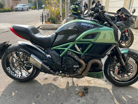 Продается Ducati diavel