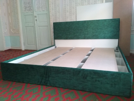 Продаю кровати.новые.