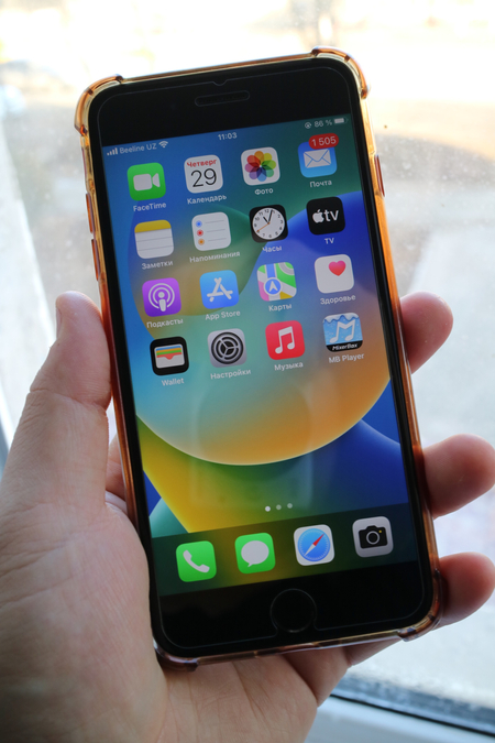 Iphone 8 plus 256gb Rom Kor dok bar. Apple watch bar qasinda.