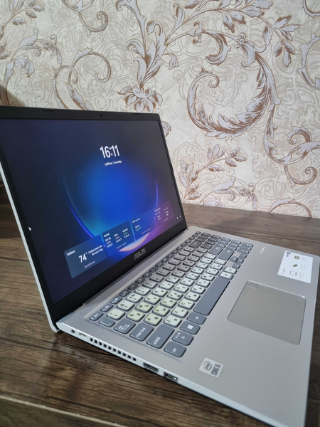 Ноутбук Asus X515J 8/256 Core i5-1034G1