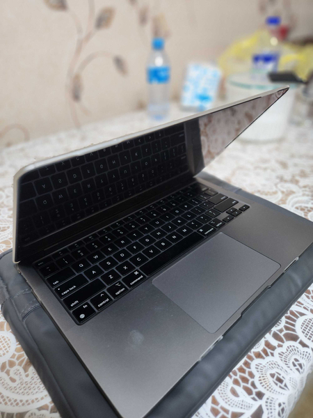 Macbook Air   M1