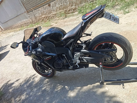 Honda cbr 1000rr