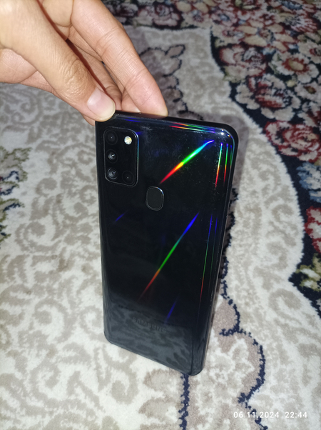 Galaxy A21 s sotiladi narxini kelishamiz