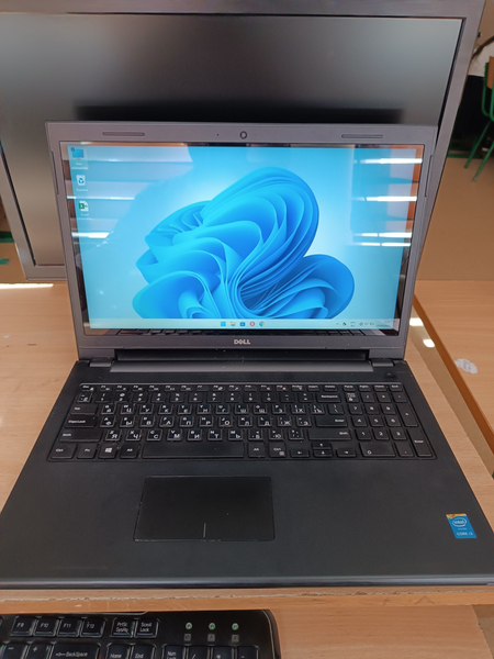 Dell Inspiron сенсорный дисплей core i3