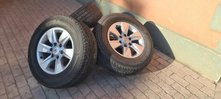 Колеса в сборе Toyota Prado 150. 8 Шин.