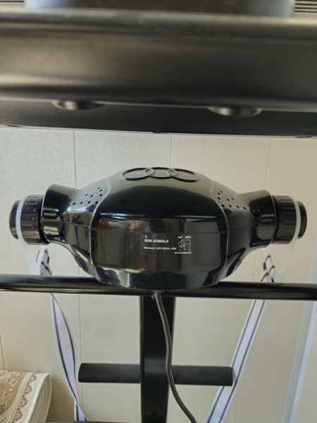 Продаю беговую дорожку life gym 555
