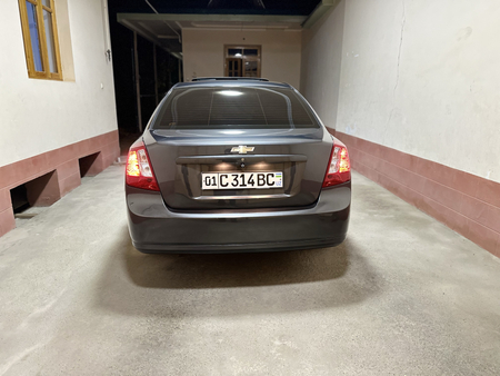 Продаётся Lacetti в отличним состояние