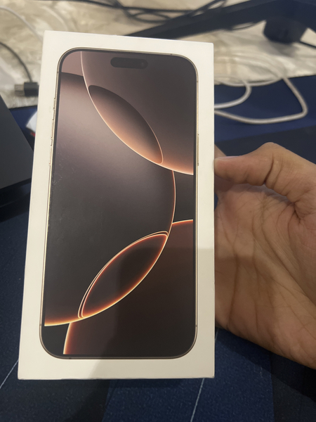 iPhone 16 pro max 512GB GOLD