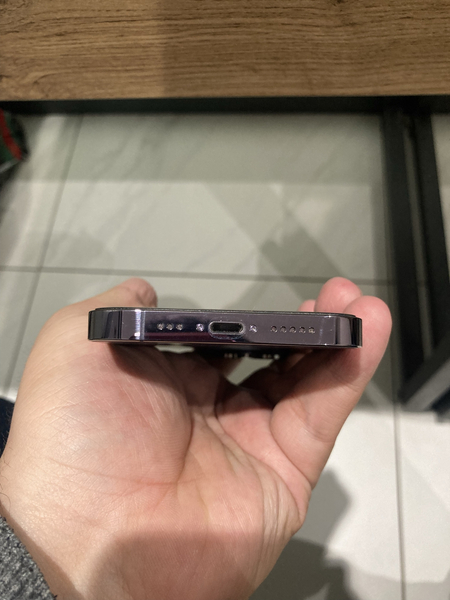 iphone 14 pro Purple
