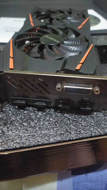 Видеокарта GIGABYTE Radeon RX 580 GAMING 4G MI (GV-RX580GAMING-4GD-MI)