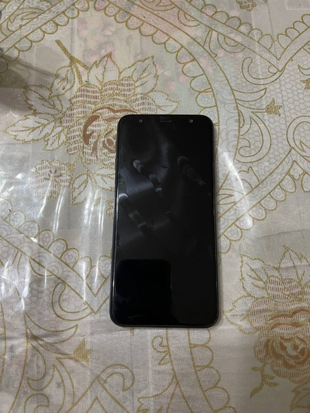 Samsung galaxy J6+ xotira32 sotiladi