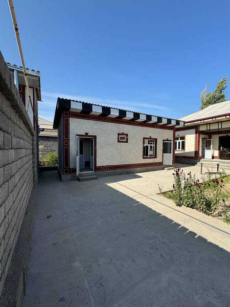 Nurafshon uylari