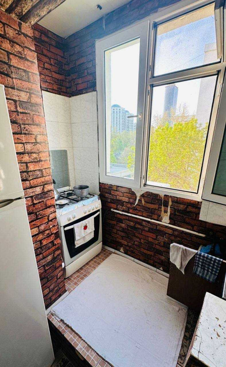 Бобур 3х комн/5/9, 64м2, Панельный, не торц, Разд. Ор-р: Ровд