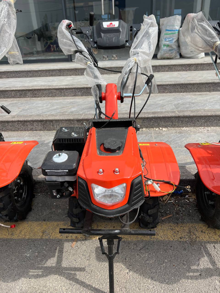 Spes motokultivator unversalni