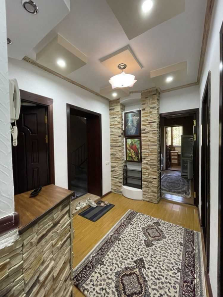 谷 129560 谷 Chilonzor tumanida kvartira sotiladi [72 м²]