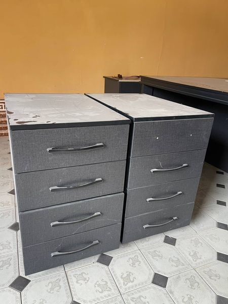 Ofisniy mebel komplekt
