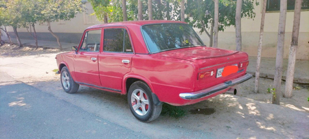 Vaz 2101 Sotiladi.Yil 1979.Mashena Yuradi.Gaz Bor 65 Talek Temir.