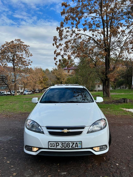Продаётся легковой автомобиль Gentra