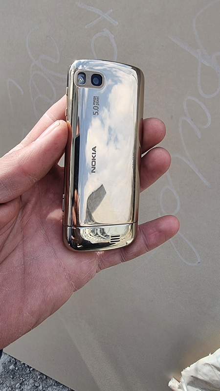 Nokia c 3 01 gold.