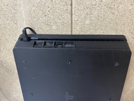 Playstation Sony 4 slim