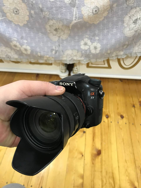Sony alpha a77 srochna sotiladi
