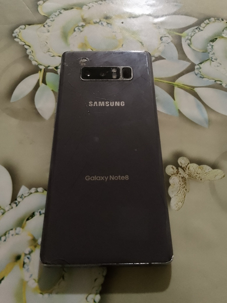Samsung galaxy note 8 6/64GB Android 9
