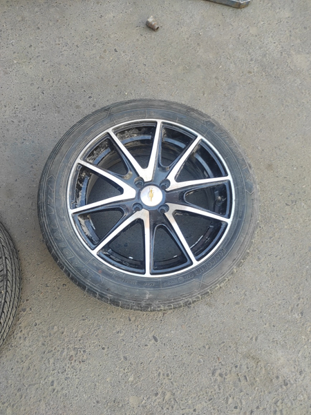 Diska balon Brabus 205/50/16 xolati zor kichkina svarkalari bor 4/100