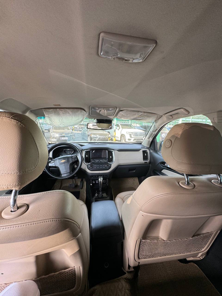 Chevrolet Trailblezer 2020 yil Mers sideniyalar qo’yilgan