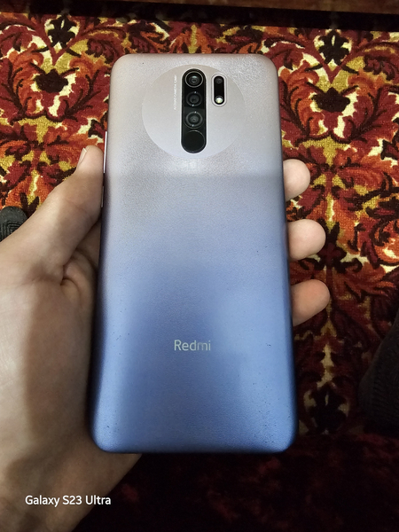 Redmi 9 4/64 GB  kafolati bilan
