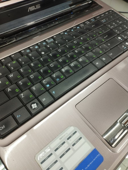 Asus noutbuk xolati zor