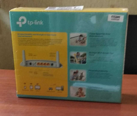 Продается роутер новый