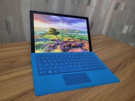 Microsoft Surface Pro 4